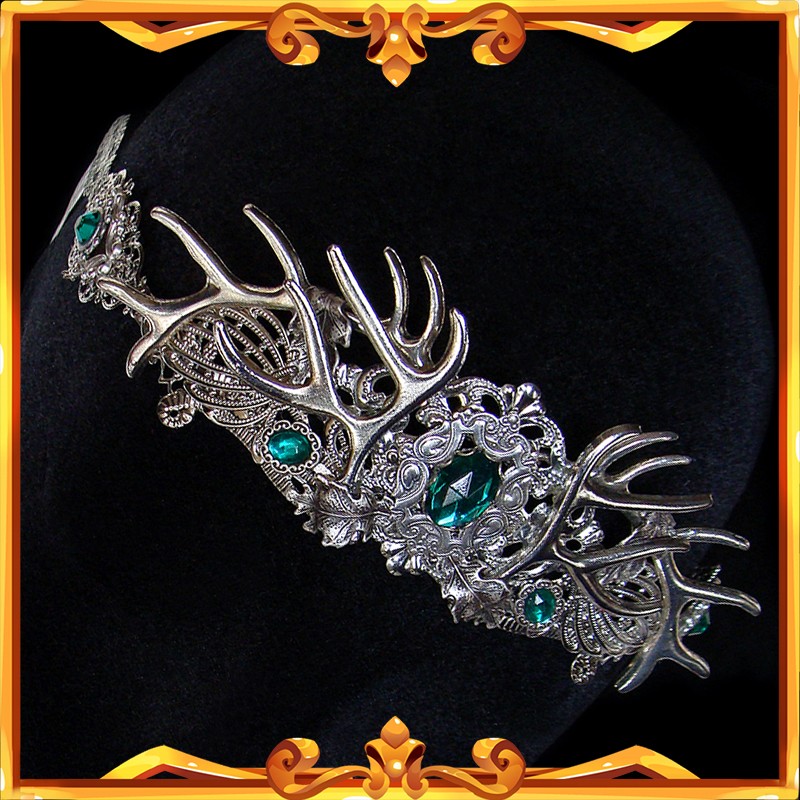 Fall in love for this medieval fantasy Crown with antlers and emerald