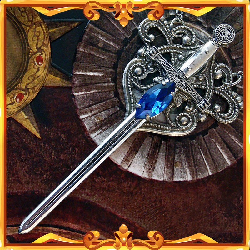 Looking for fantasy adventure ? Discover this medieval sword necklace
